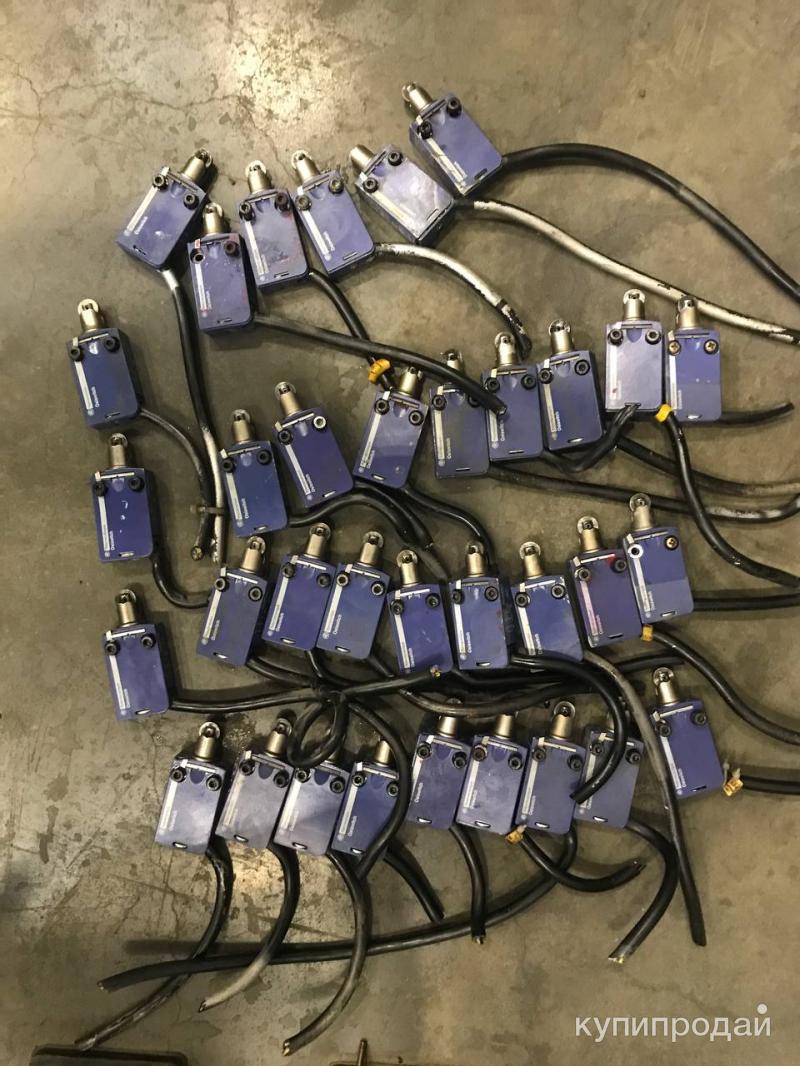 Концевой выключатель/переключатель Schneider Electric XCMD2102L5 в ...