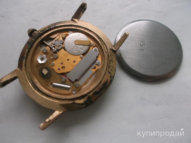 часы " Луч" кварц . СССР. в Новосибирске